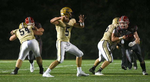 Trumbull Eagles grounded by New Canaan football, 61-14