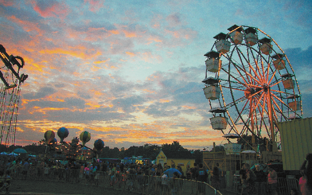 Carnival rides, fireworks, food trucks highlight Fall Festival, opening ...