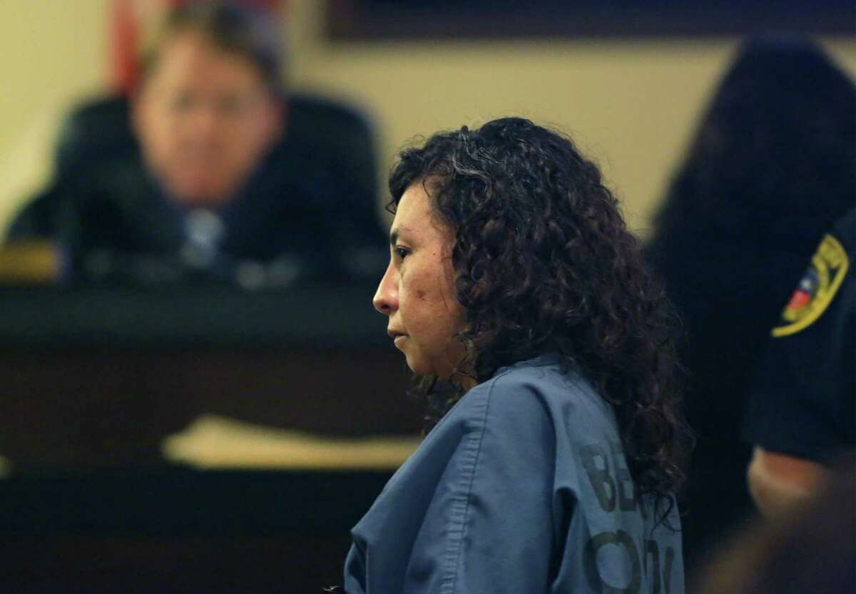 San Antonio woman claims her elderly aunt was the ‘mastermind’ in ...