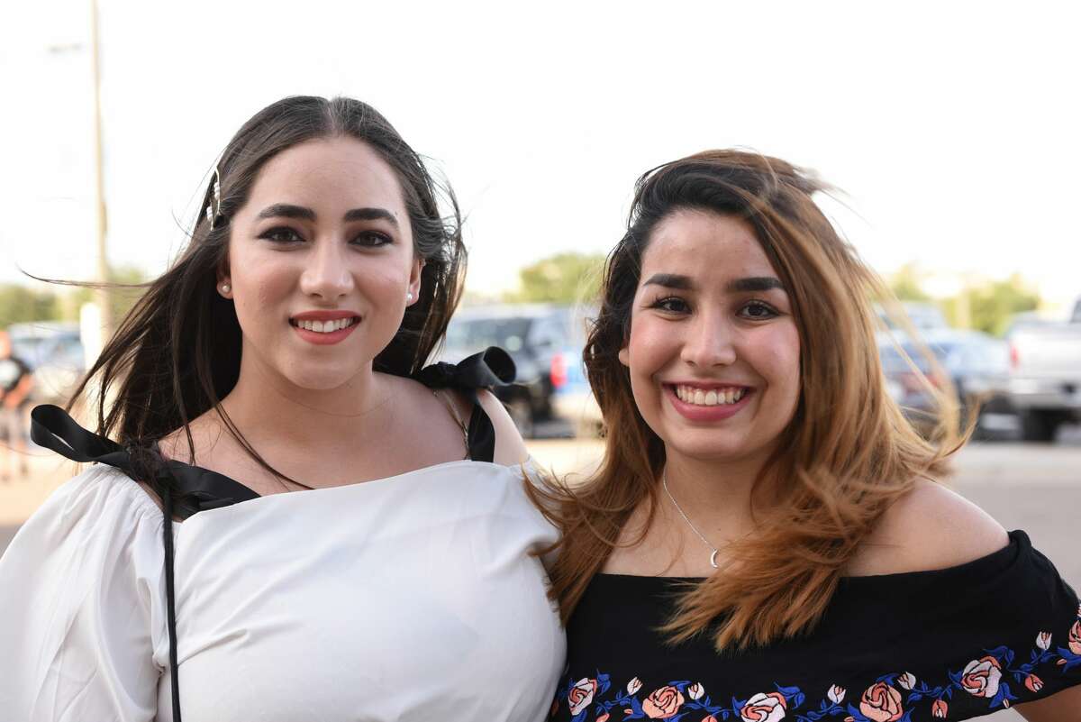 Reggaeton icons Wisin y Yandel take the stage in Laredo