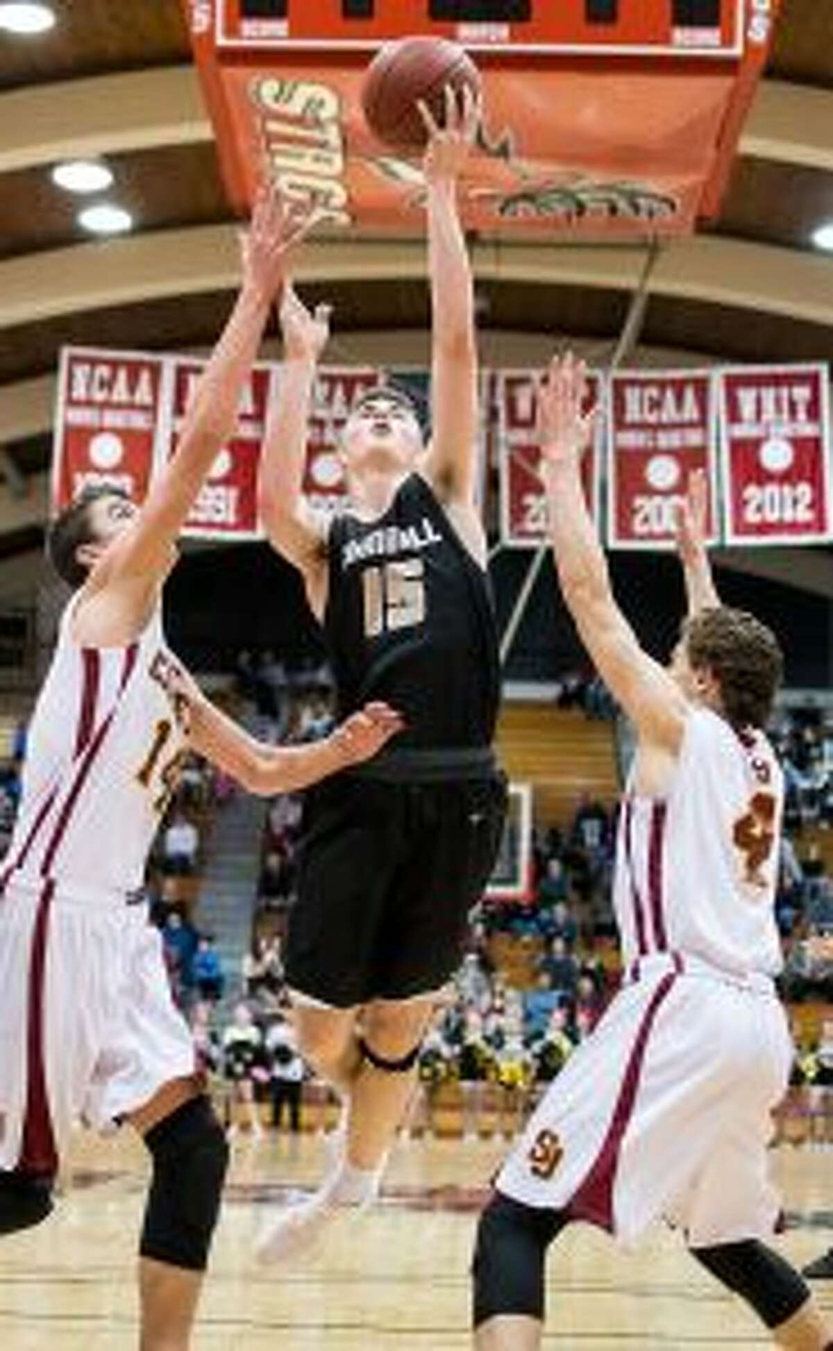 Updated boys basketball: Trumbull fends off St. Joseph