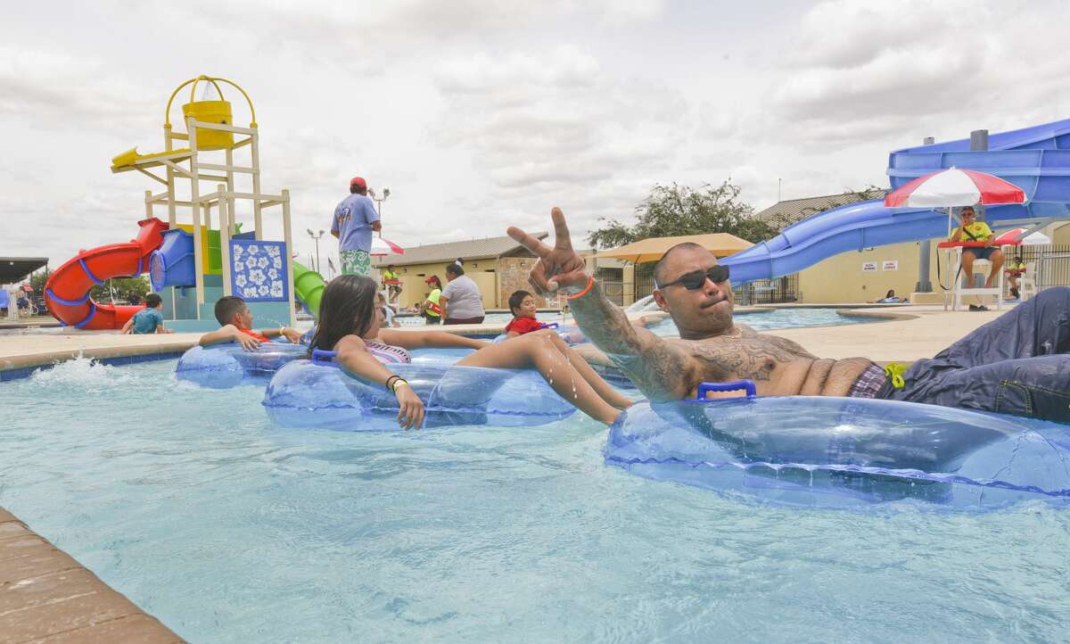 Long-awaited south Laredo water park opens to the public