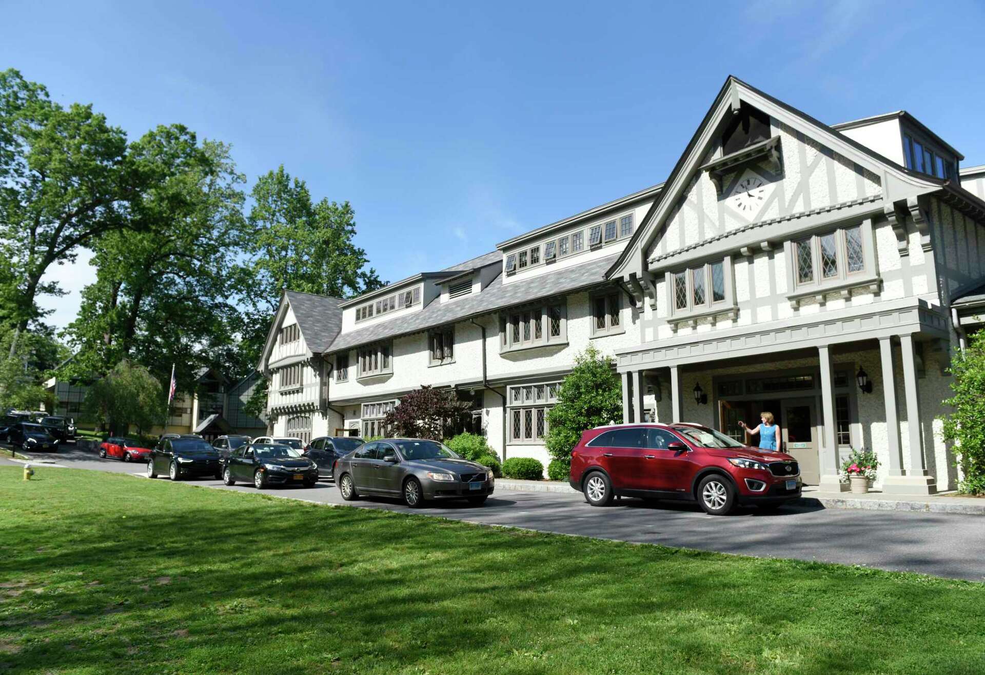 See which Connecticut private K-12 schools charge the highest tuition