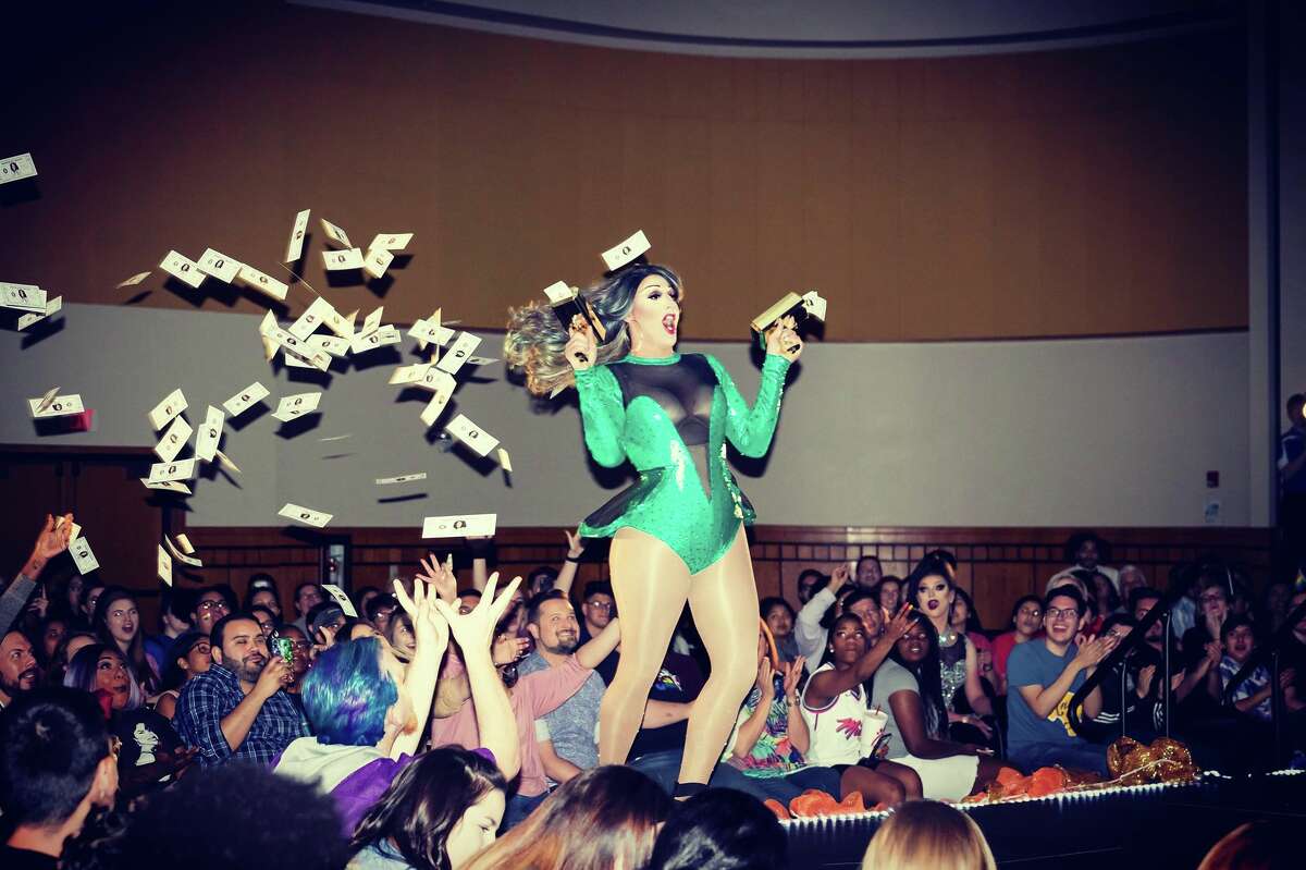 Once a Texas school teacher moonlighting as a drag queen, her 'raw ...