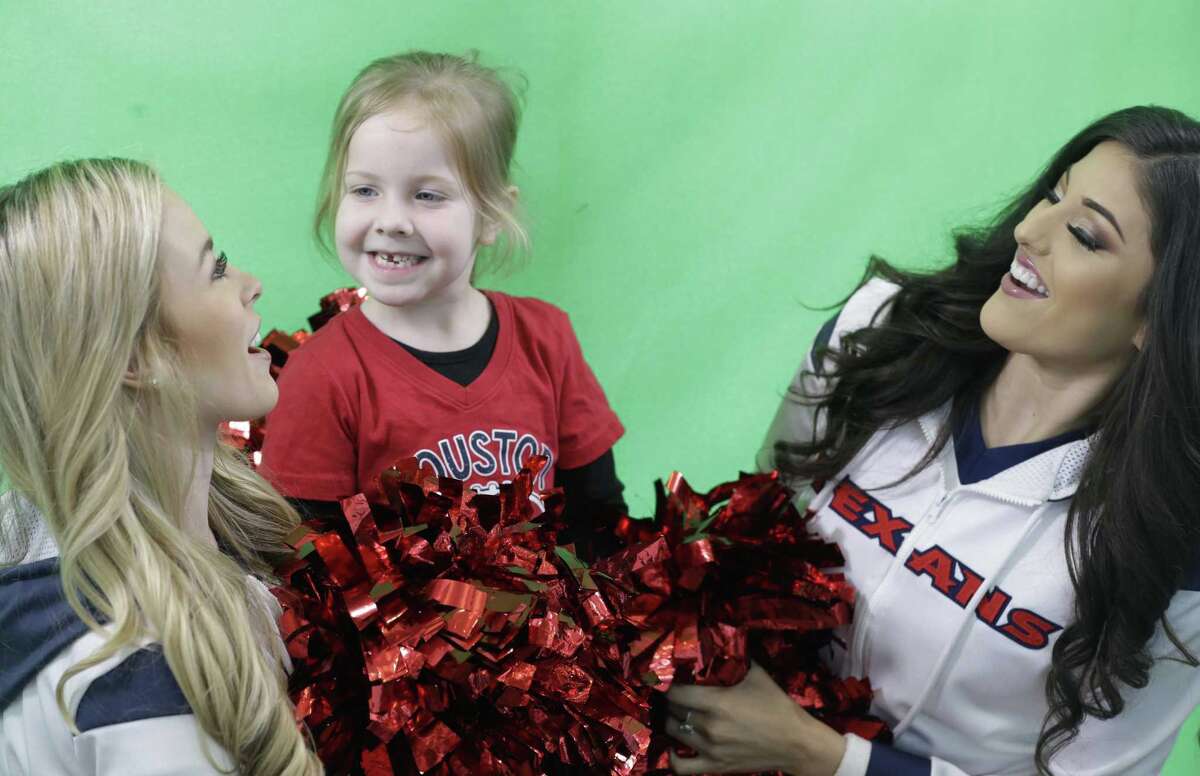 Texans cheerleaders have rigorous routines to stay fit for the field