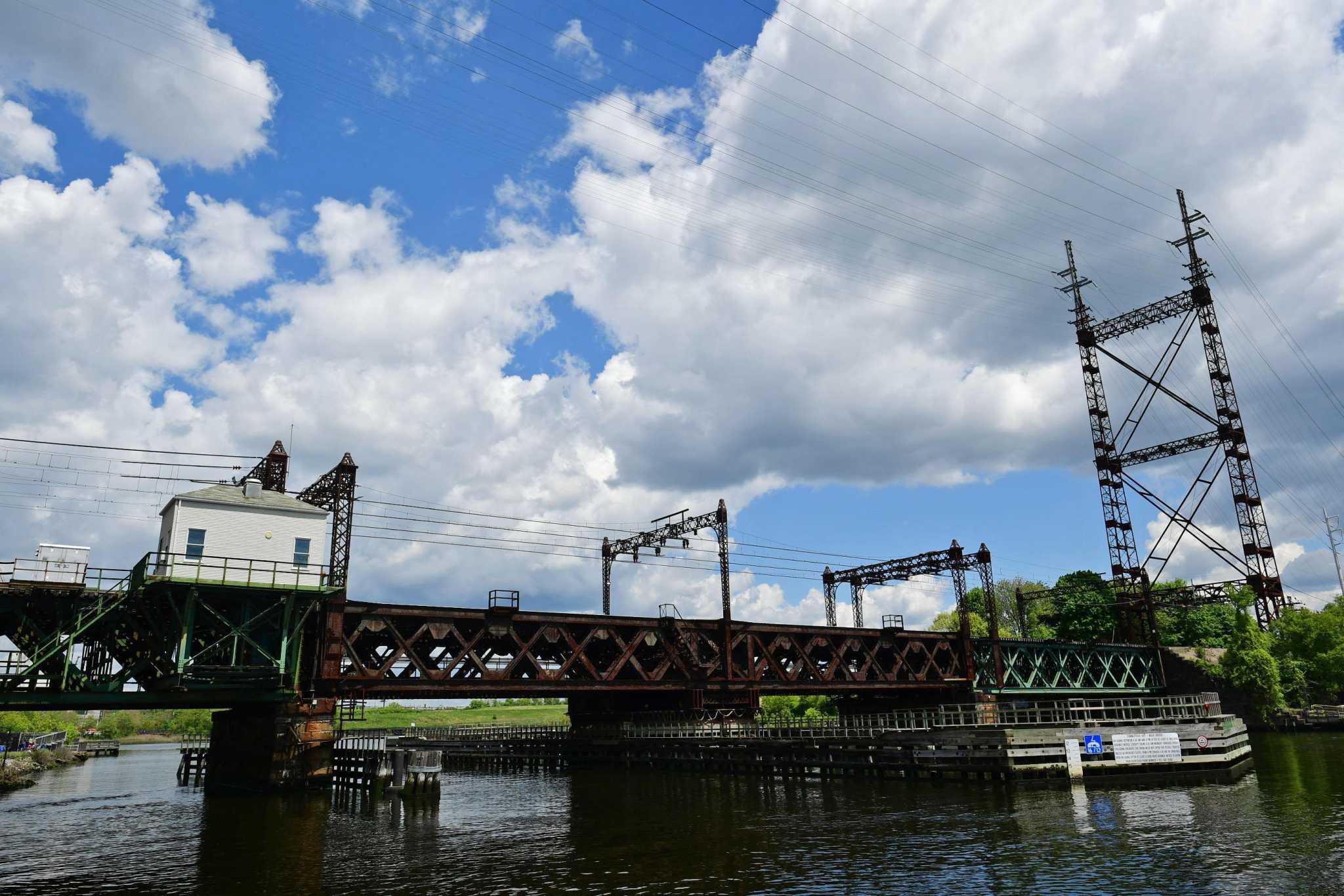 Walk Bridge design phases behind schedule