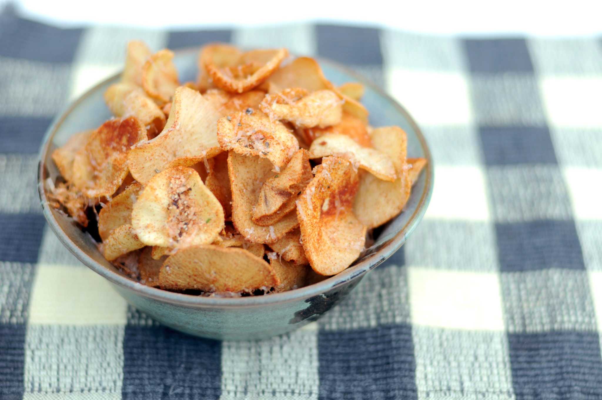 Recipe: Chile-Cheese Yuca Chips