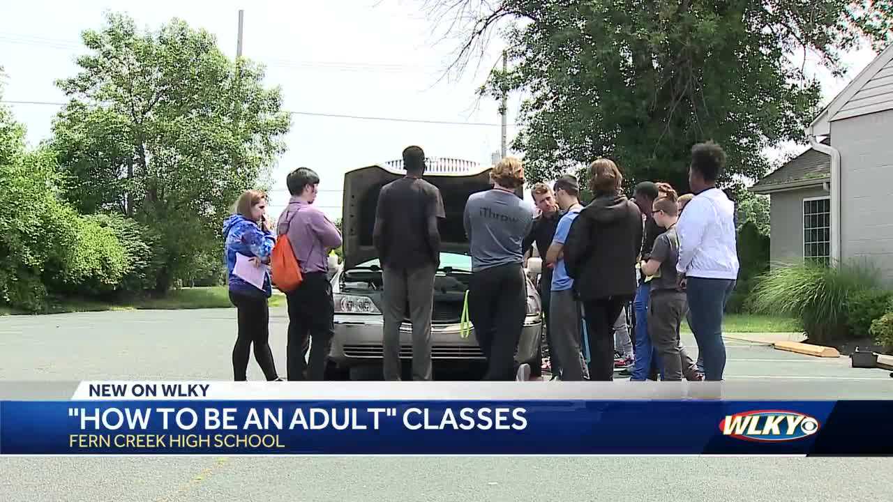 'Adulting 101' classes are teaching these high school seniors practical ...