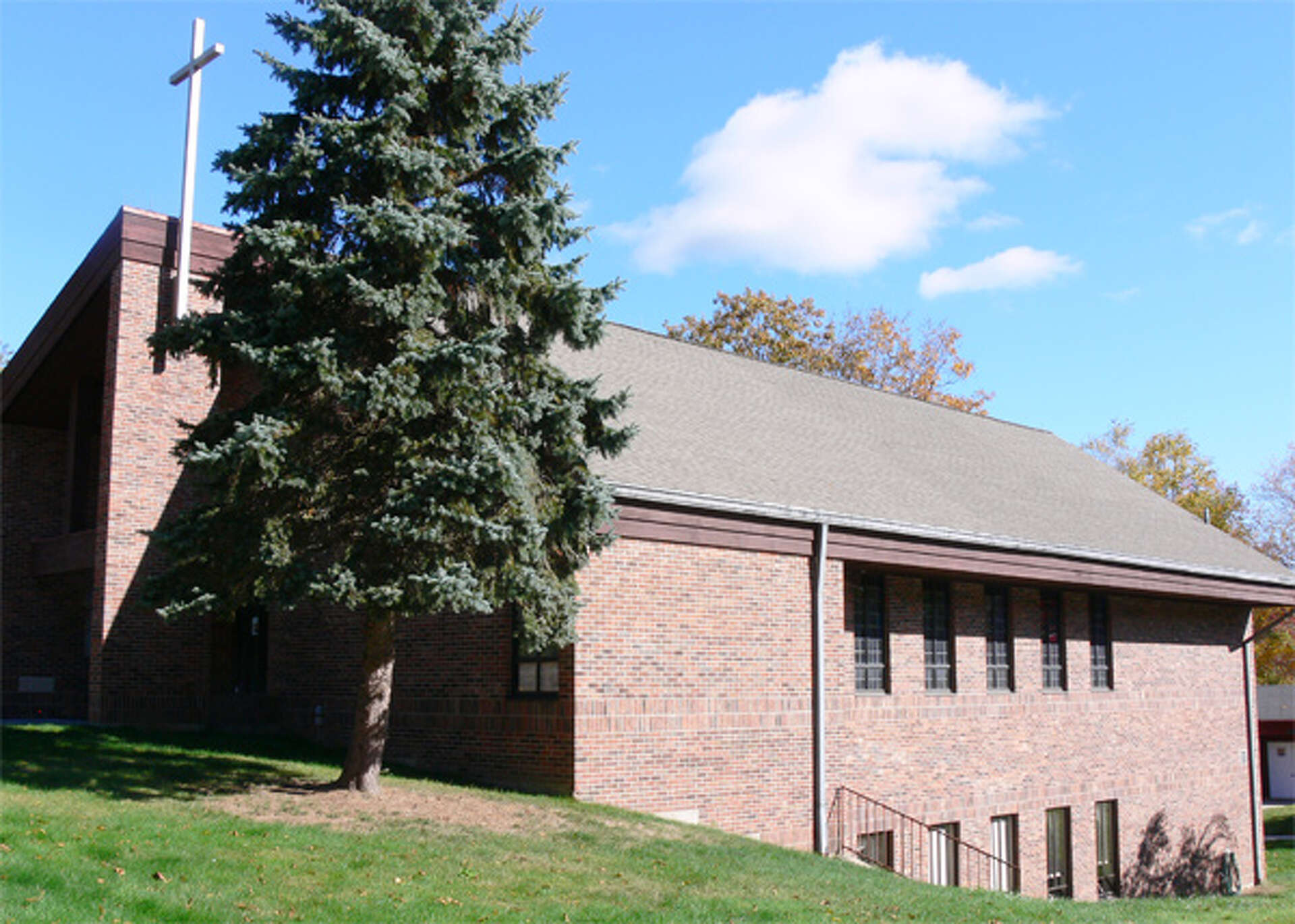Catholic diocese removes priest as pastor of Shelton church