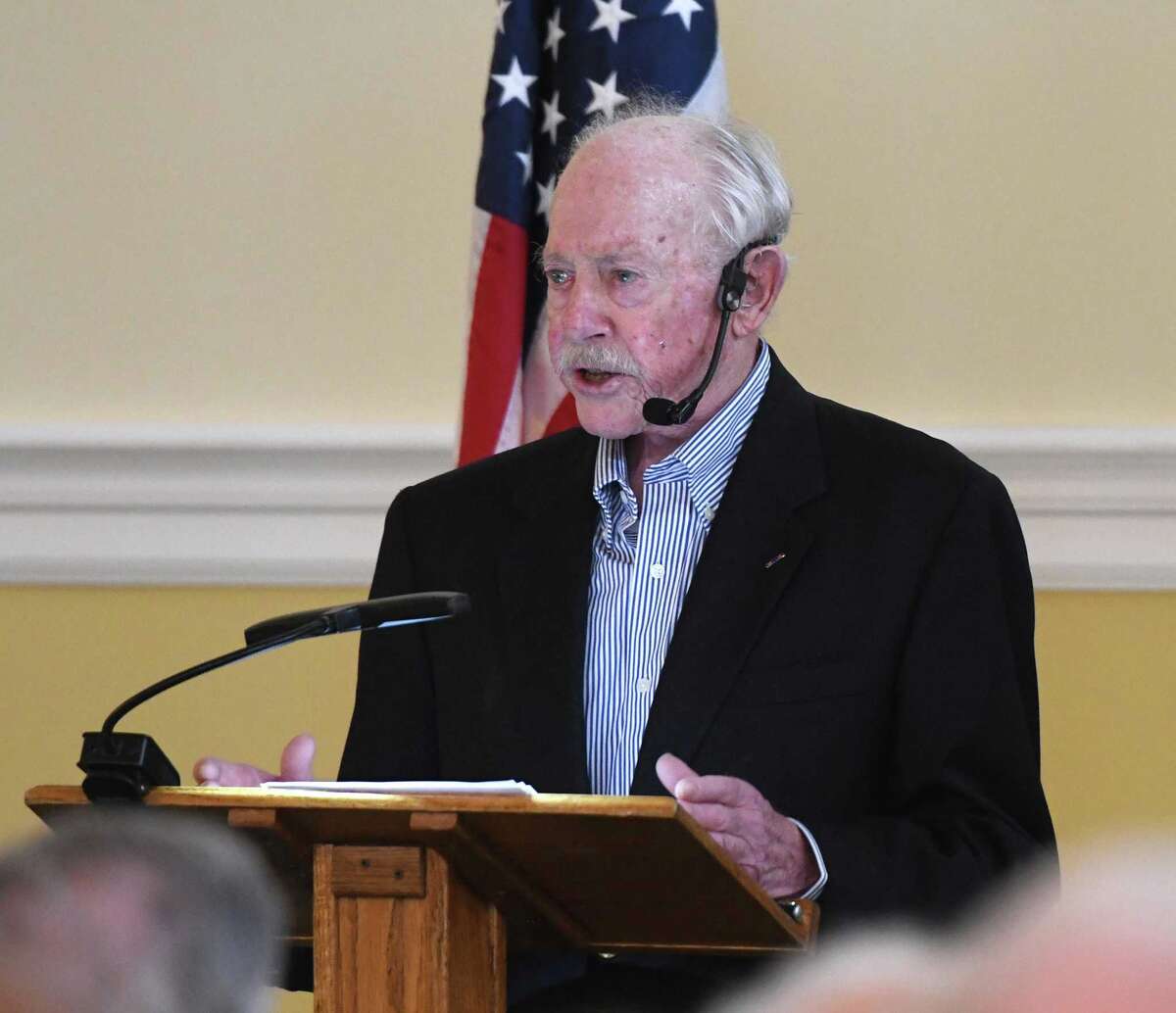 Greenwich veteran tells the story behind D-Day