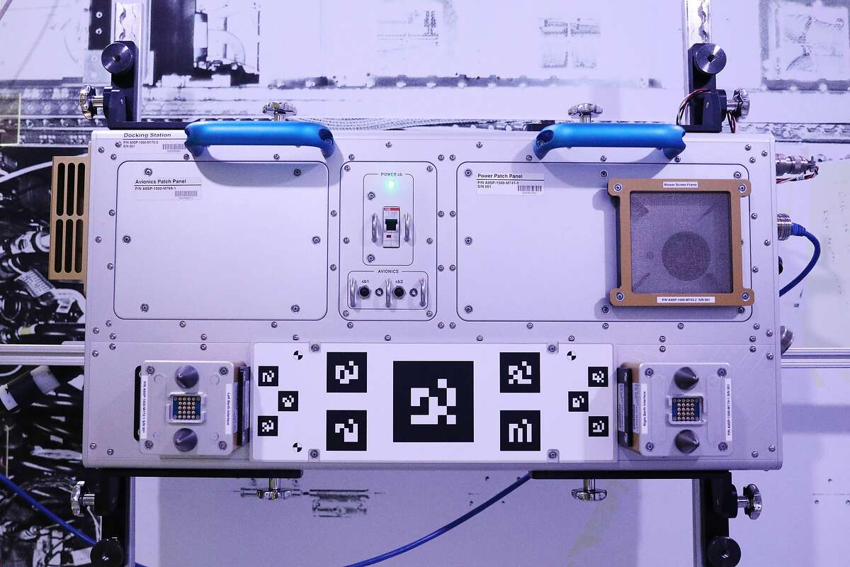 Planned trips to moon could launch era of space-based commerce