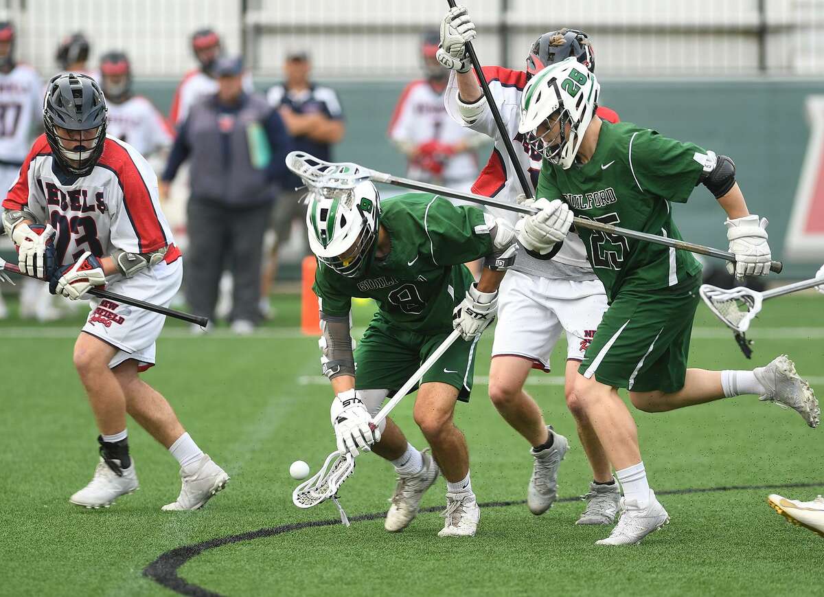 Defending champ New Fairfield returns to final