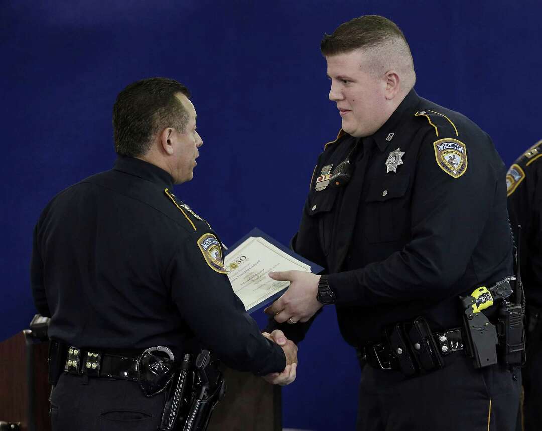 Deputies recognized for ‘heroic’ efforts by Harris County Sheriff’s Office