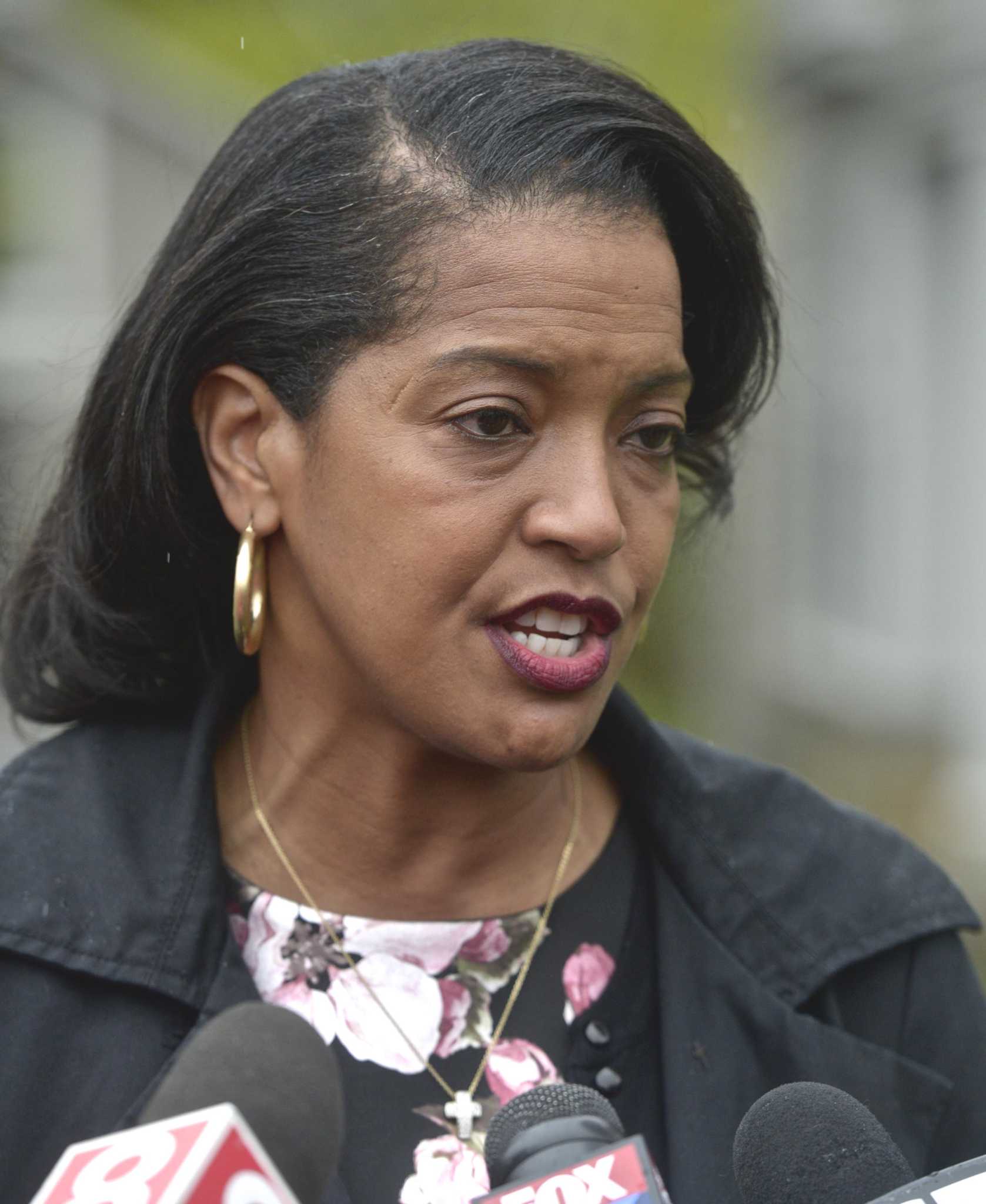 Waiting for Hayes to take stand on impeachment (op-ed)