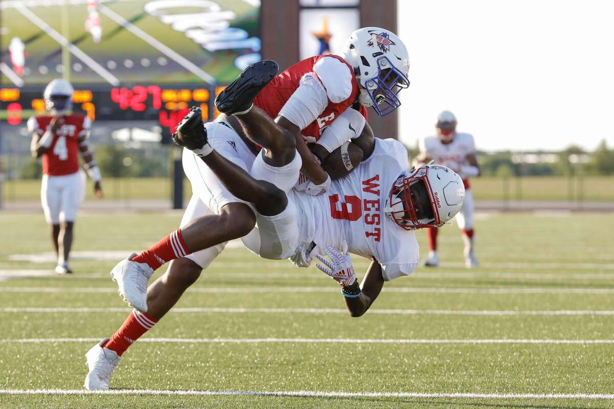 West takes down East in 2019 Bayou Bowl