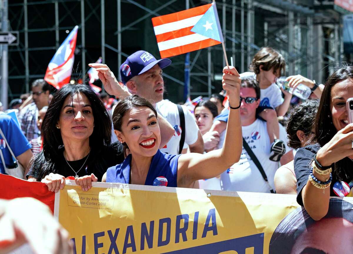 NYC parade puts spotlight on Puerto Rican trailblazers
