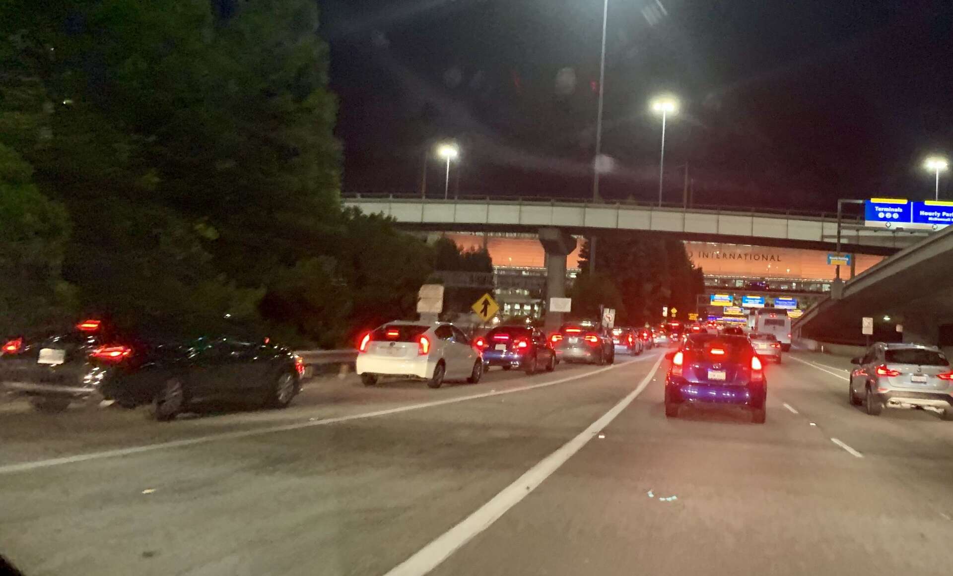 Sunday was a chaotic night for Uber, Lyft at SFO