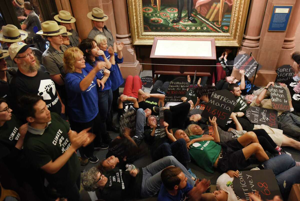 Climate change advocates swarm the Capitol