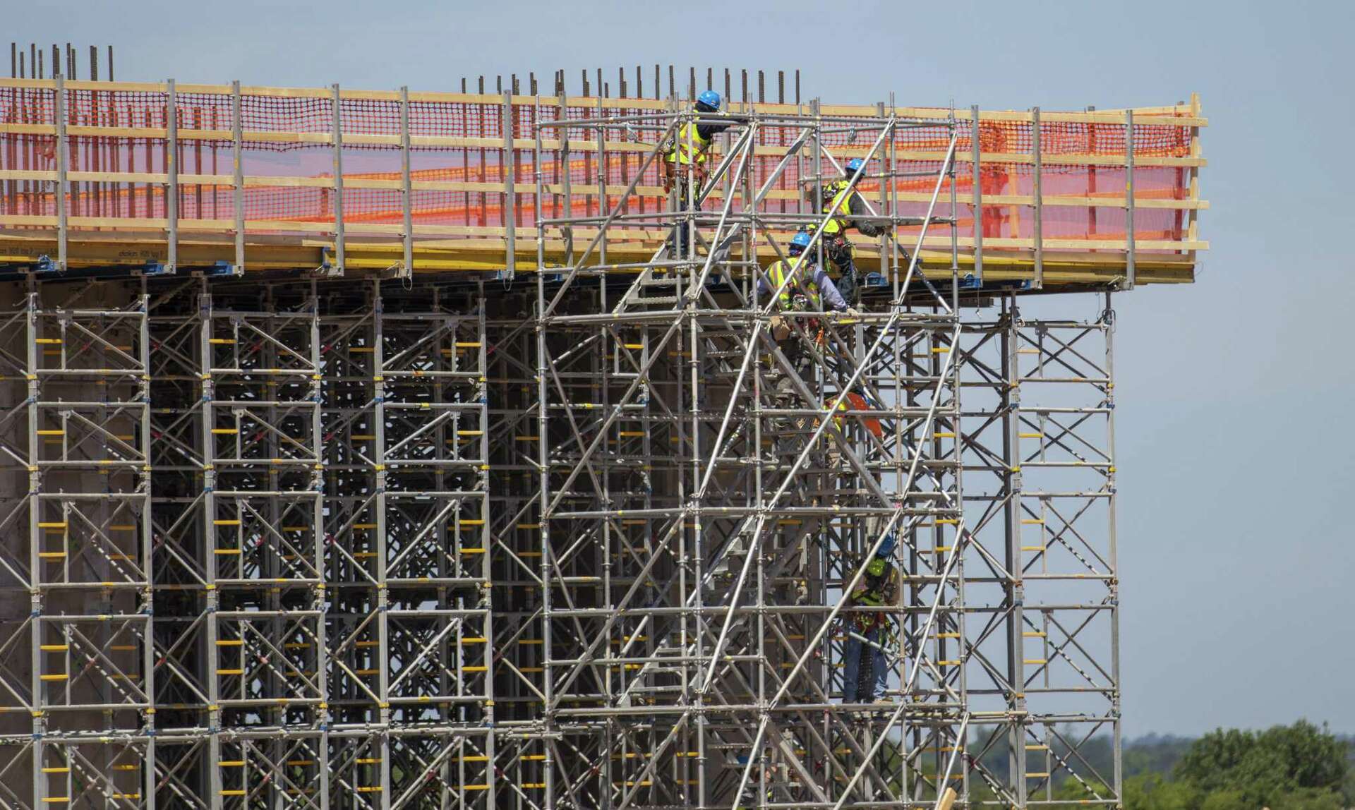 Massive $937M Entergy plant in Willis taking shape