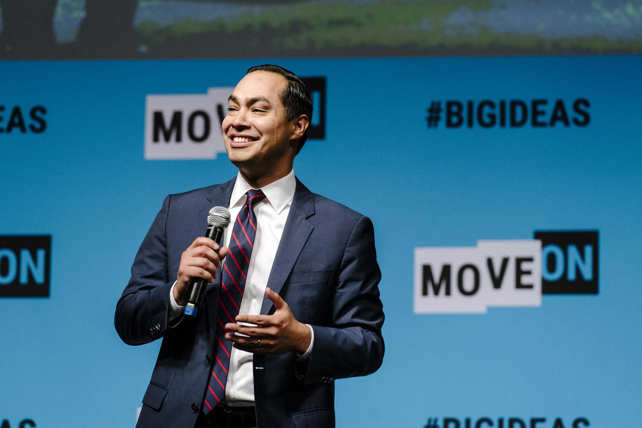 Wednesday debate could offer preview of Warren-Castro ticket