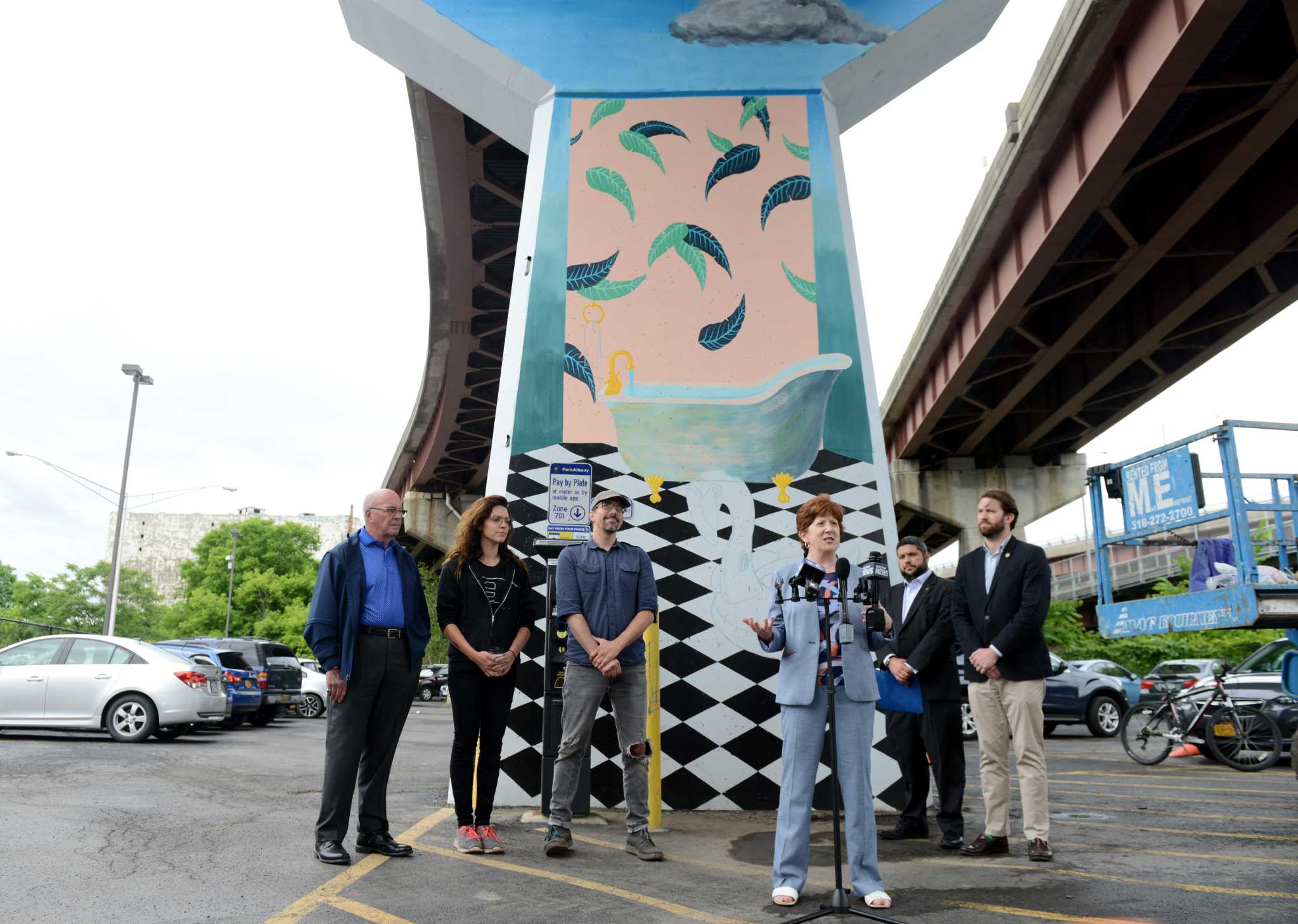 Photos: More Albany murals are in progress