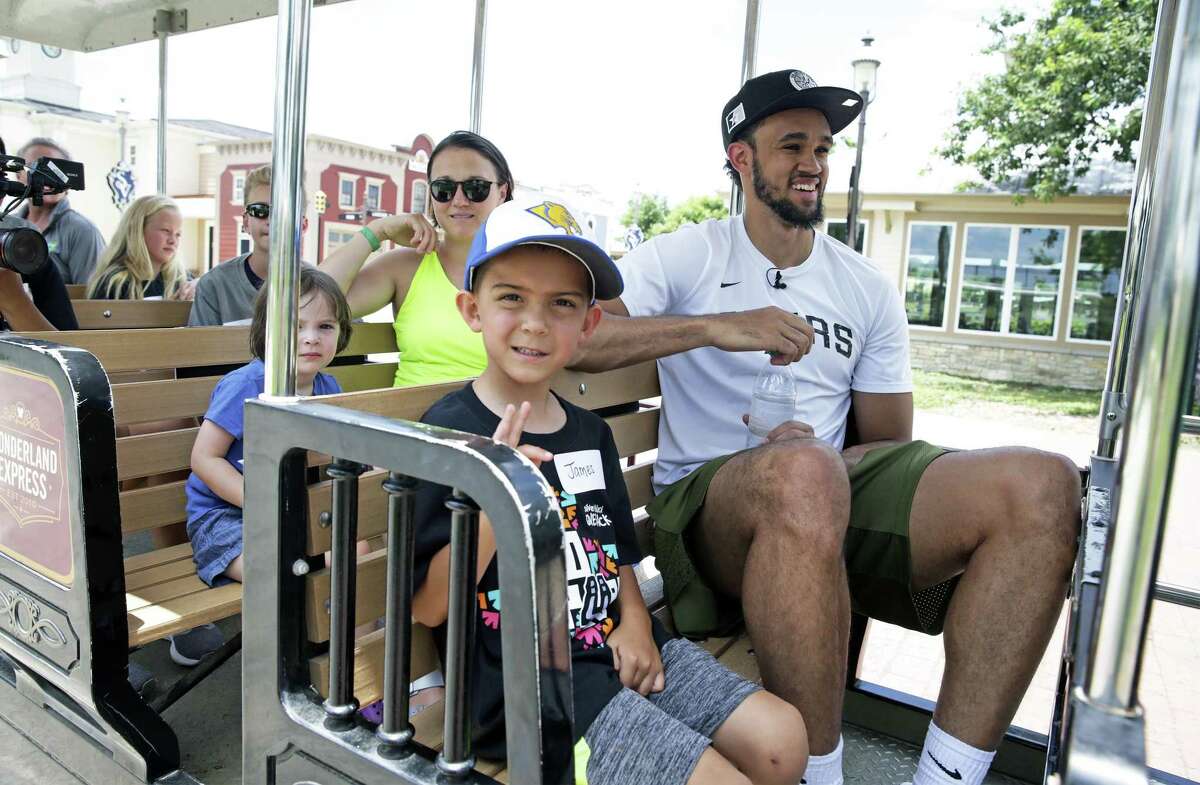 Spurs guard Derrick White surprises children at Morgan’s Wonderland