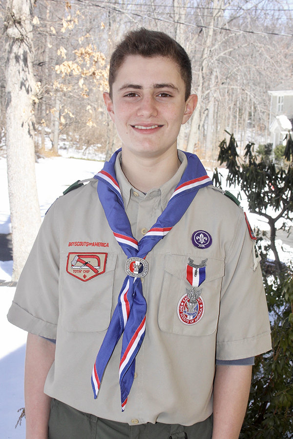Eagle Scout builds tables for Woodcock
