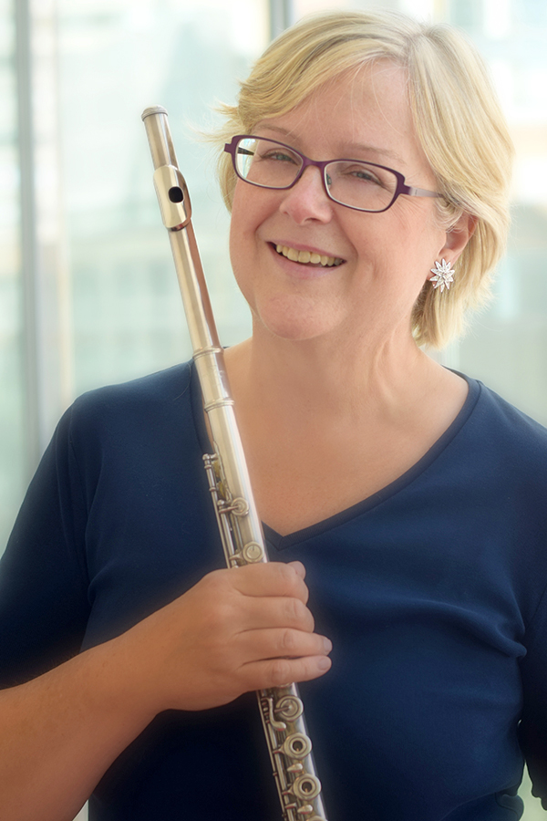 Nugent returns to her musical roots