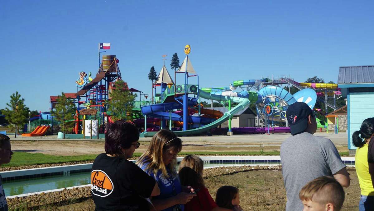 Houston amusement parks and fun centers to visit with kids