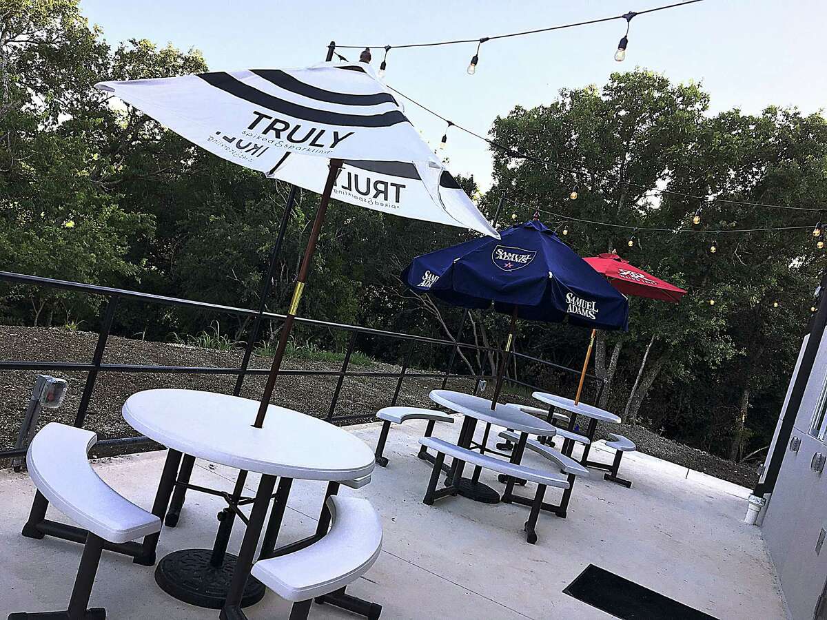 Review: Mako’s on the Creek makes strong seafood restaurant debut in Cibolo