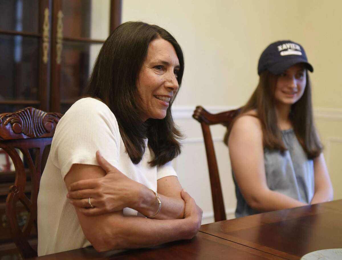 Family ties: Westhill grads discover lost cousin connection