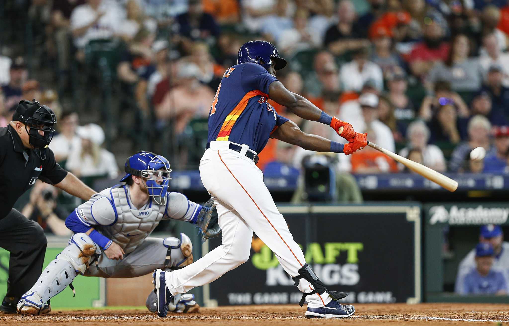 MLB: Rookie Alvarez homers again, Astros top Blue Jays