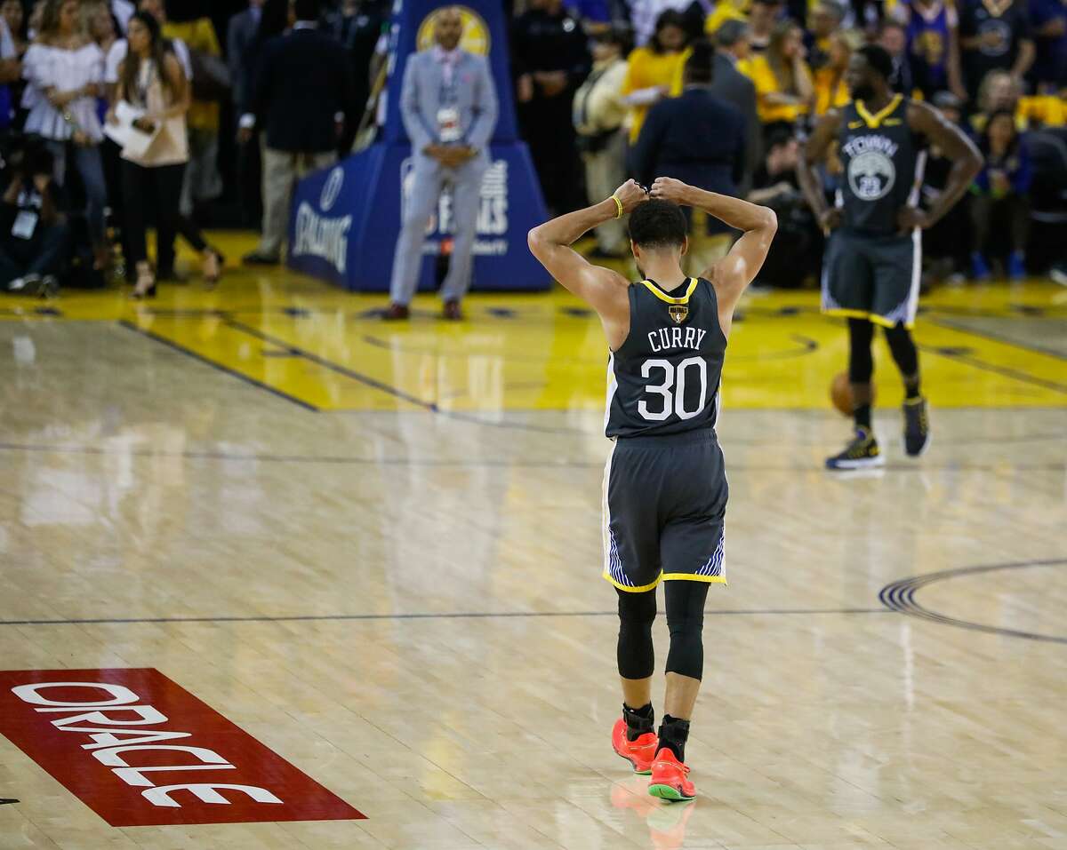Steph Curry shares video of nasty muscle contraction after NBA Finals loss