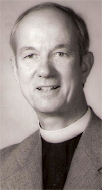 The Rev. Fred T. Bender, 90, was St. Stephens' rector in 1980s