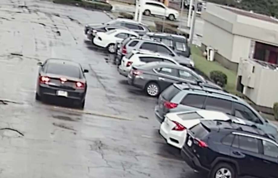 ‘Bank jugging’ caught on camera in west Houston - Houston Chronicle