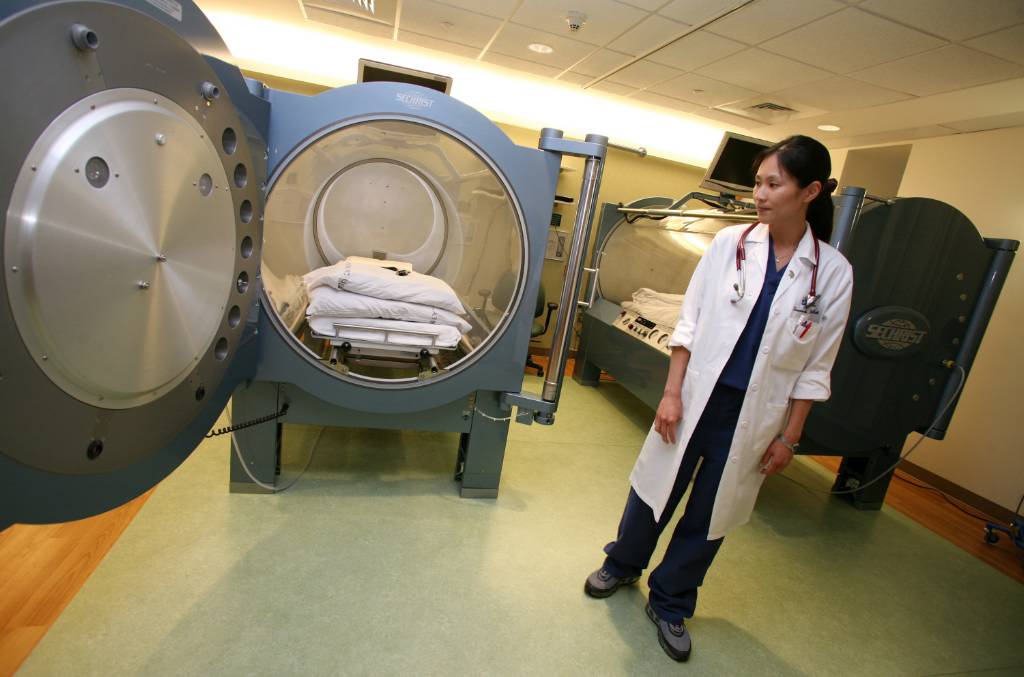 Greenwich Hospital provides hyperbaric therapy and wound treatment at ...