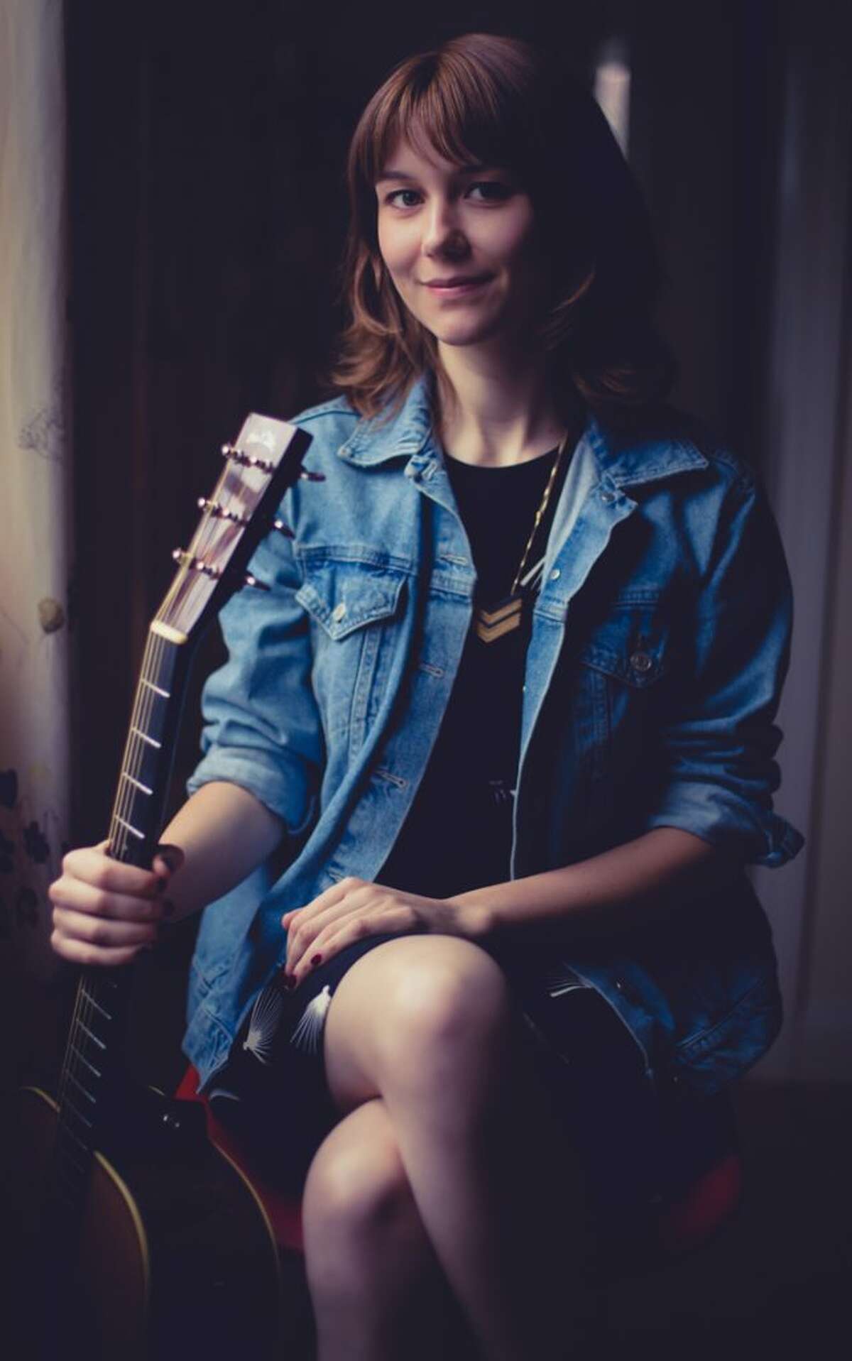 Bluegrass guitarist Molly Tuttle to make CHIRP debut July 19