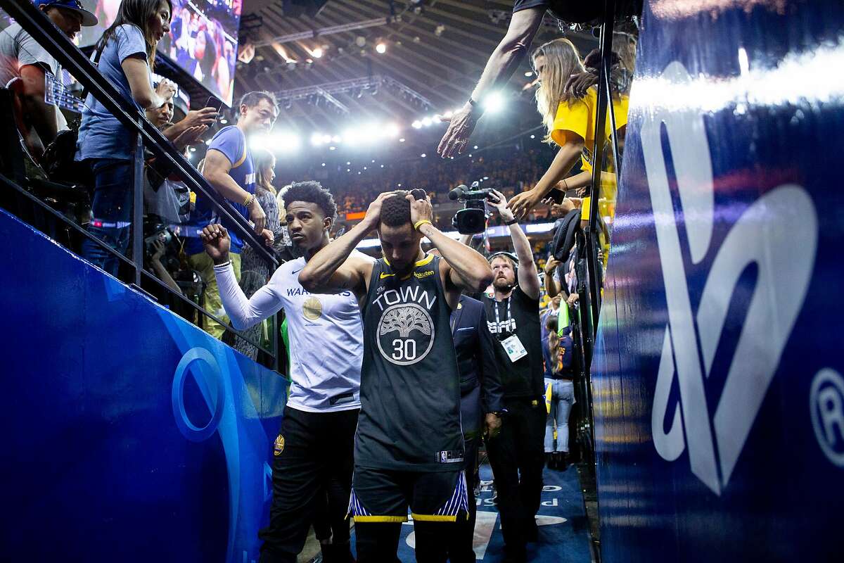 Steph Curry shares video of nasty muscle contraction after NBA Finals loss