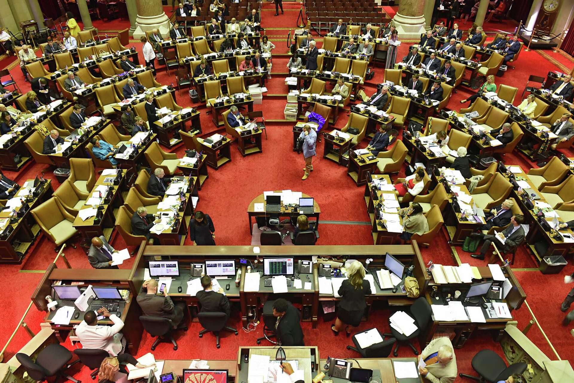 Judge clarifies fate of future legislative raises