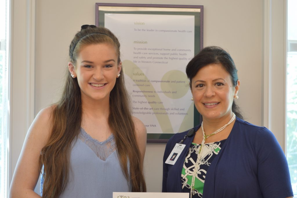 Kristen Anderson receives Marguerite Regan Nursing Award