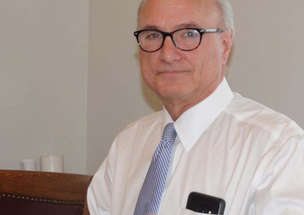 Marconi seeks re-election, Republicans to challenge him