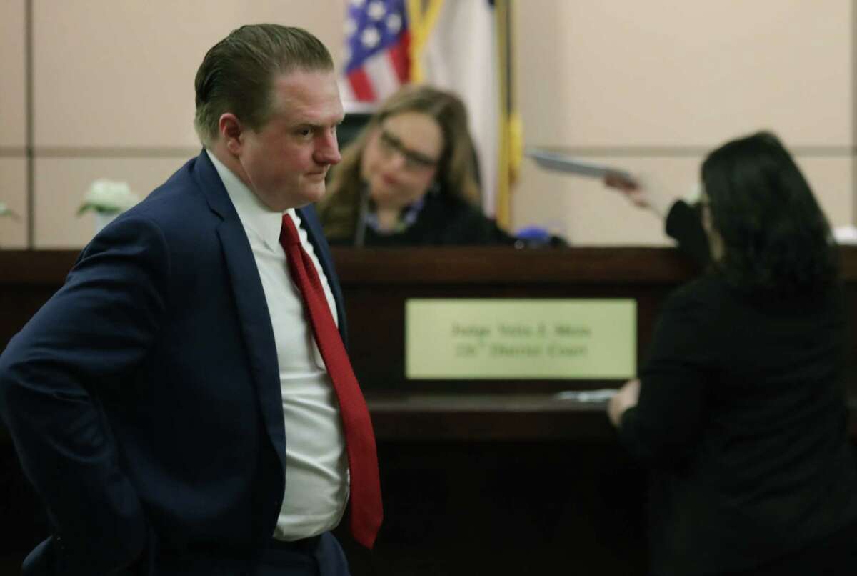 LaHood bit hand to sway case