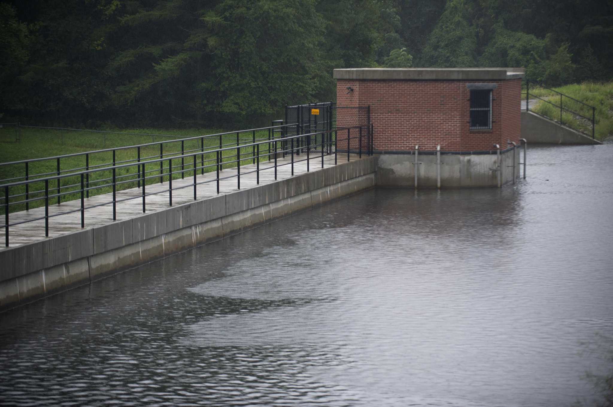 CT water resources plan gains new life in 11th hour