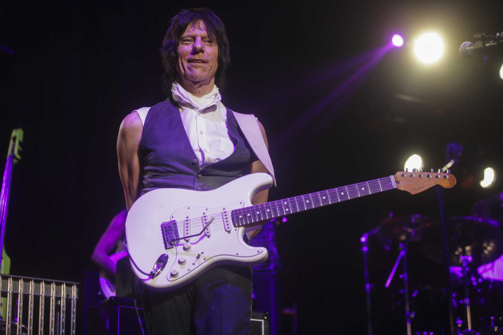 Jeff Beck announces San Antonio concert