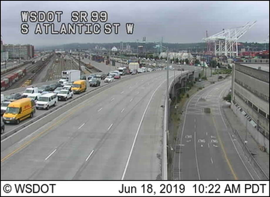Collision at SR-99 tunnel entrance closes northbound lanes, snarls ...