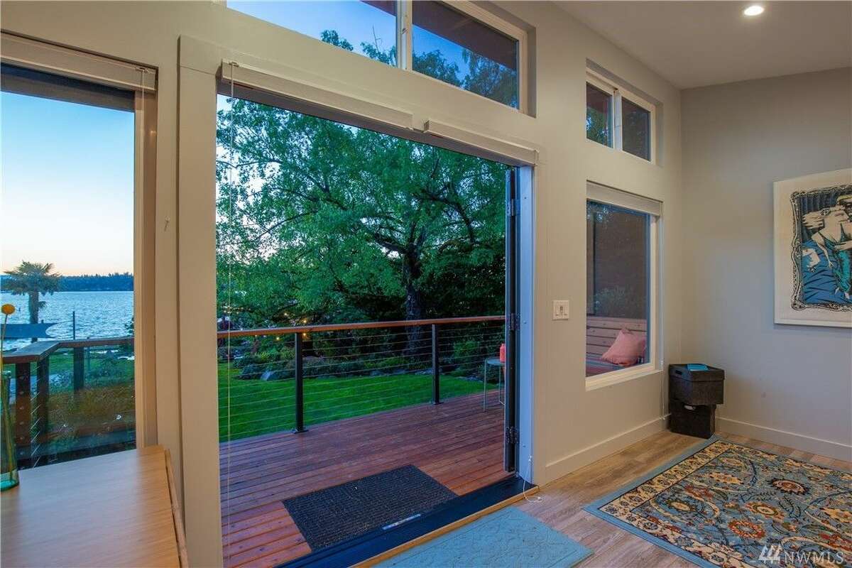 Two Seattle standouts on the Washington Waterfront Home Tour this weekend