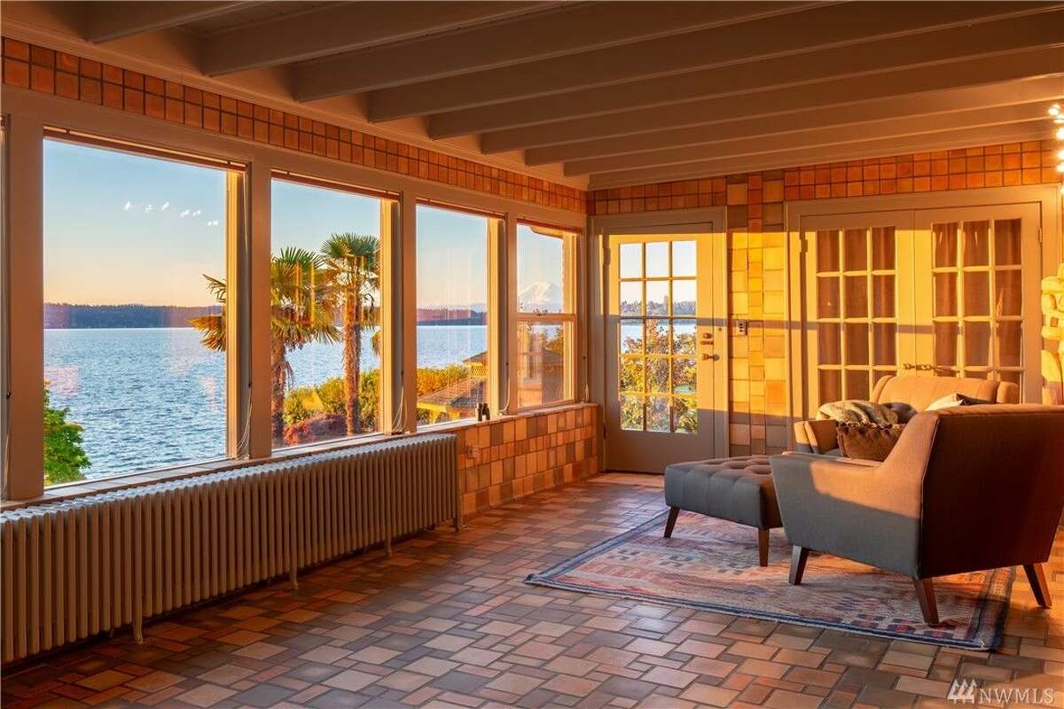 Two Seattle standouts on the Washington Waterfront Home Tour this weekend