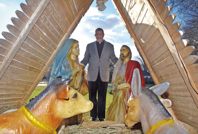 Father J. Barry Furey, former St. Thomas More pastor, dies at 67