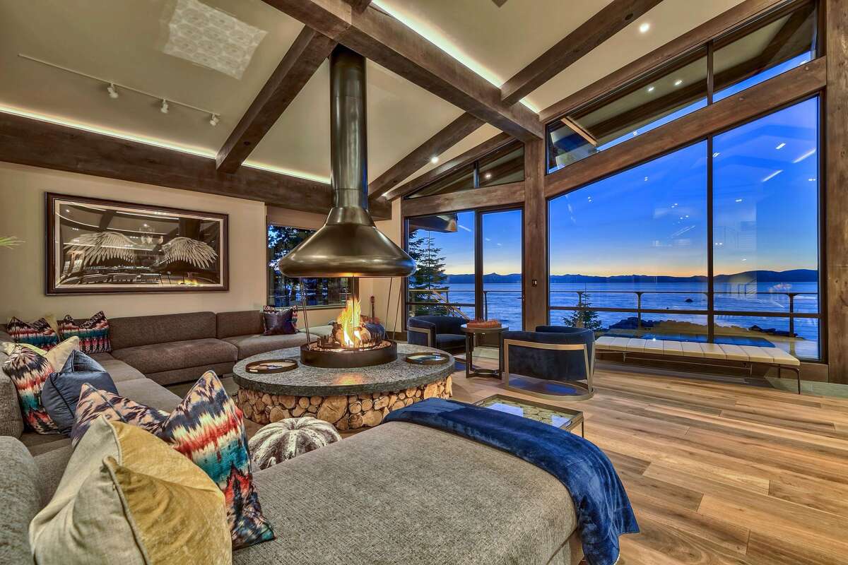Casino king's Tahoe villa where the Rat Pack partied is on the market ...