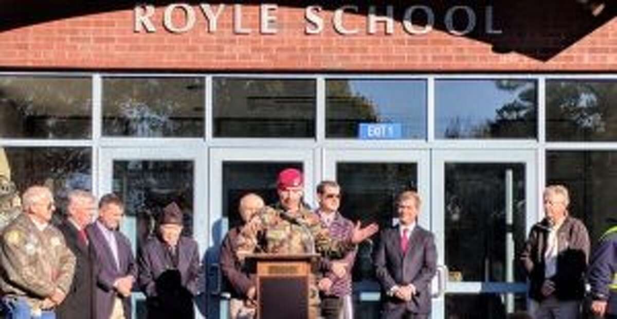Royle School honors veterans